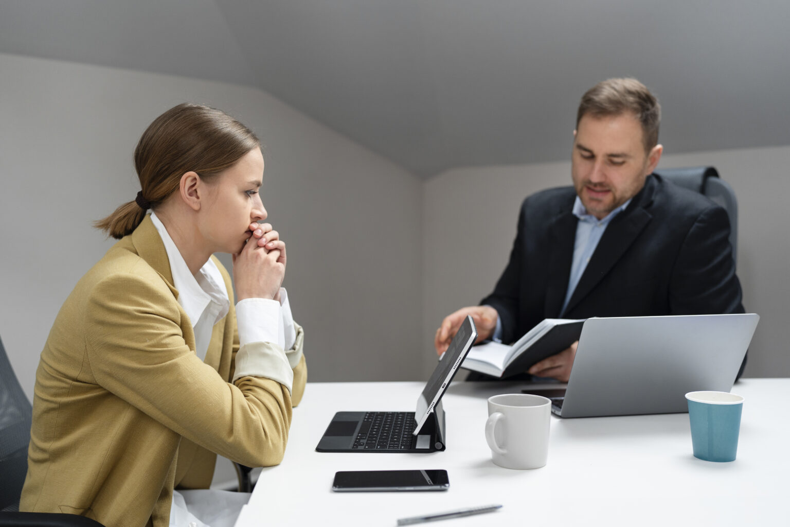 Terminating an Employee: Do's and Don'ts to Stay Compliant